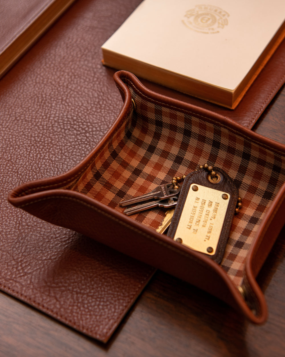 Folding Snap Tray No. 58 | Vintage Chestnut Leather Snap Tray | Ghurka